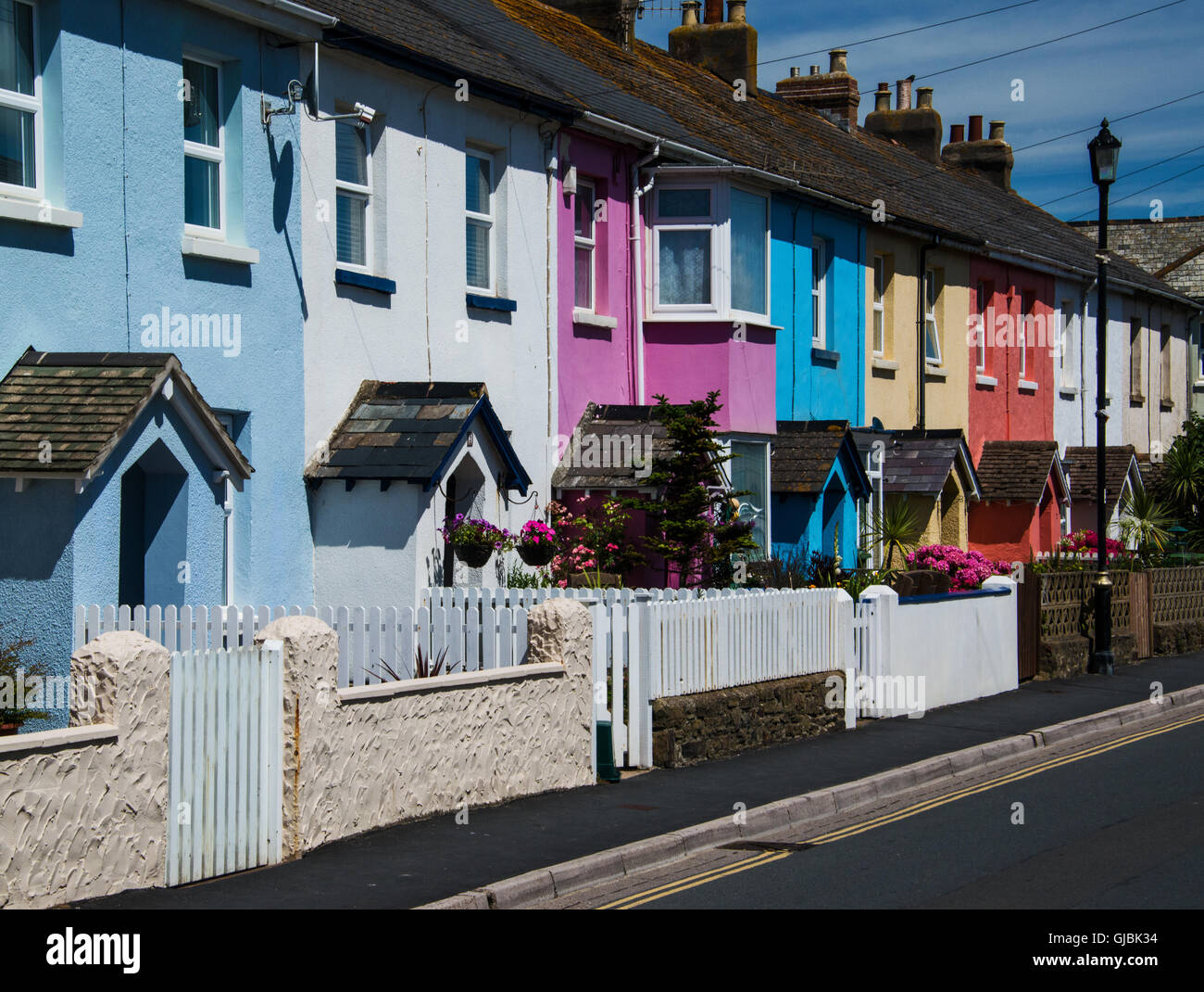 Attractive terraced buildings hi-res stock photography and images - Alamy