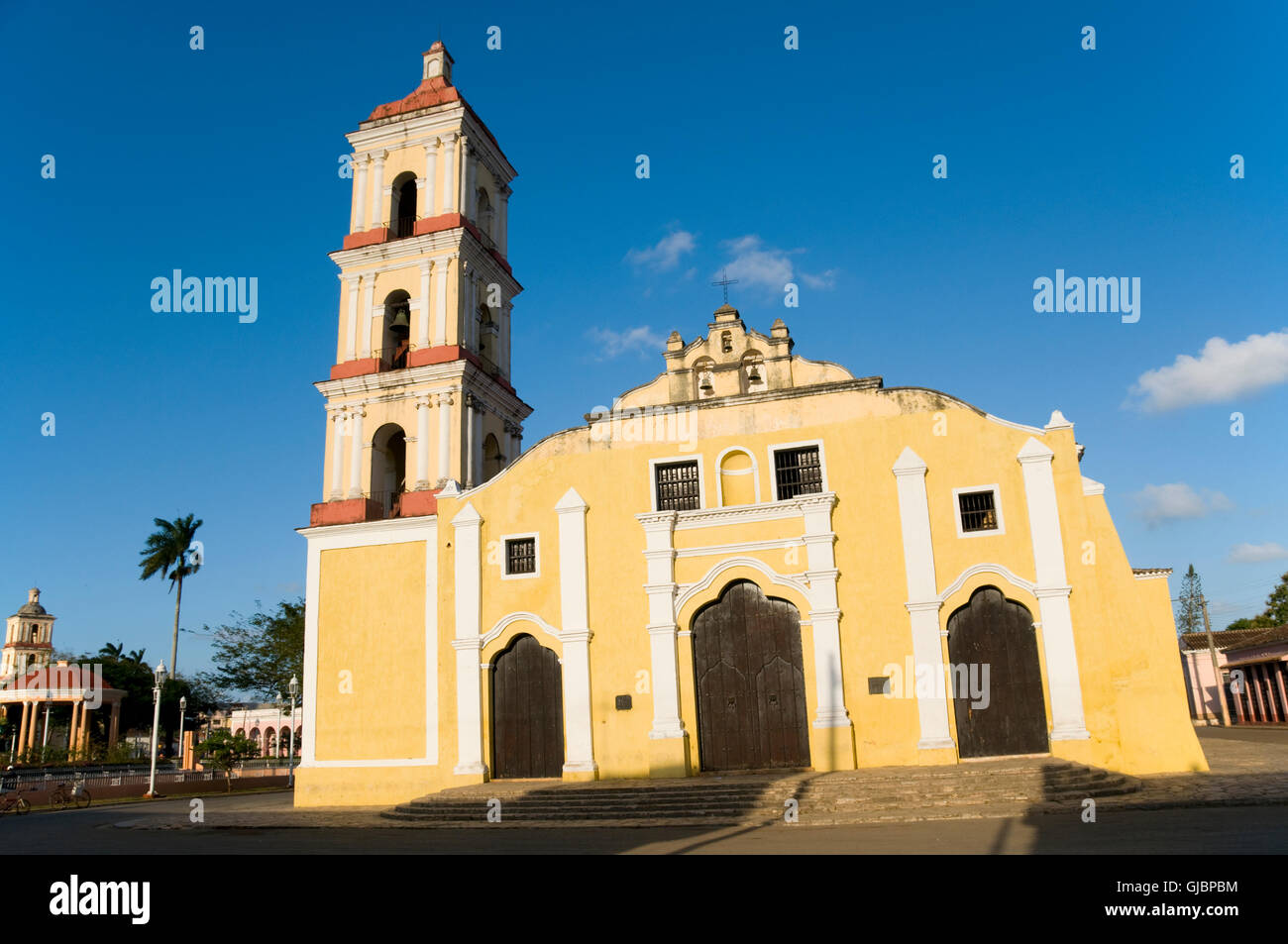 The primary church in the central square of San Juan de Los Remedios ...