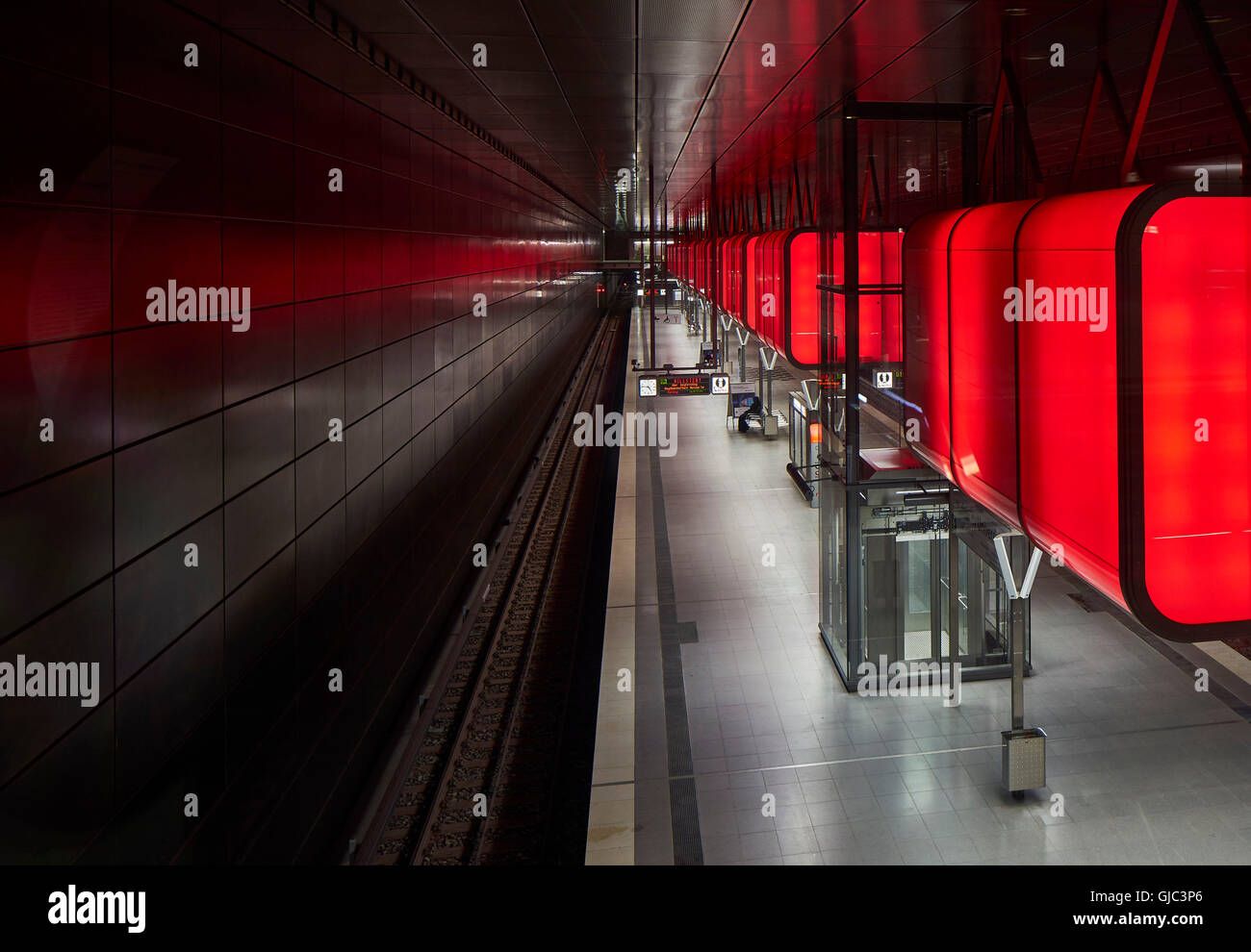 Germany, Hamburg, underground Line 4, station HafenCity Stock Photo - Alamy