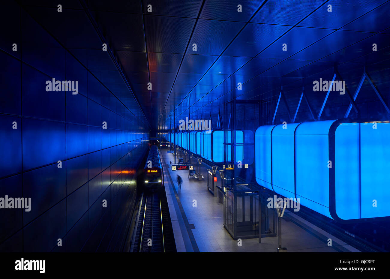 Germany, Hamburg, underground Line 4, station HafenCity Stock Photo - Alamy