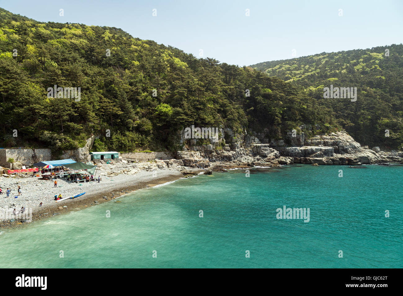 View of a pebble rock beach at the Taejongdae Resort Park in Busan ...