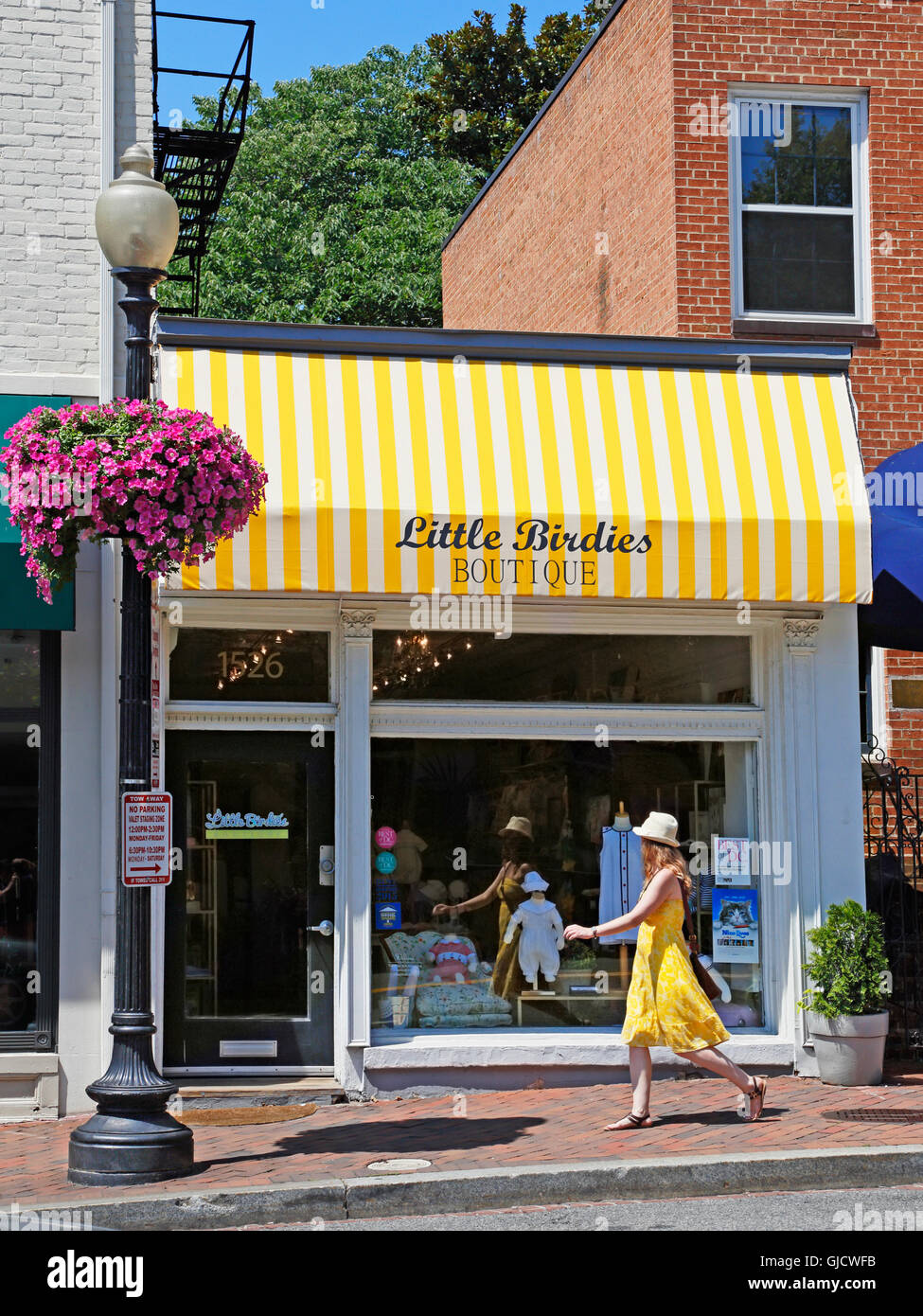 Georgetown washington dc shopping hi-res stock photography and images ...