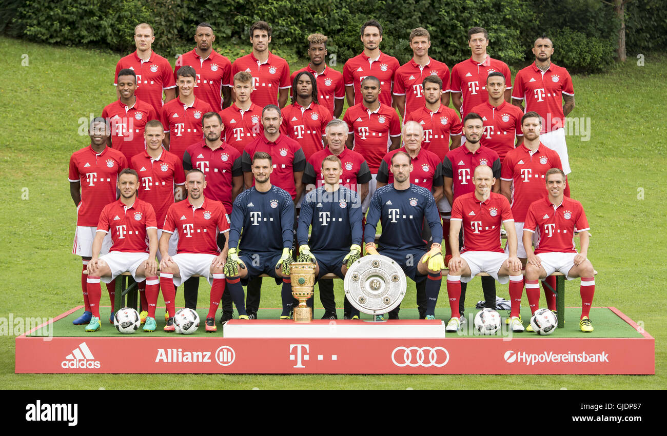 Bayern munich goalkeeping coach hi-res stock photography and images - Alamy