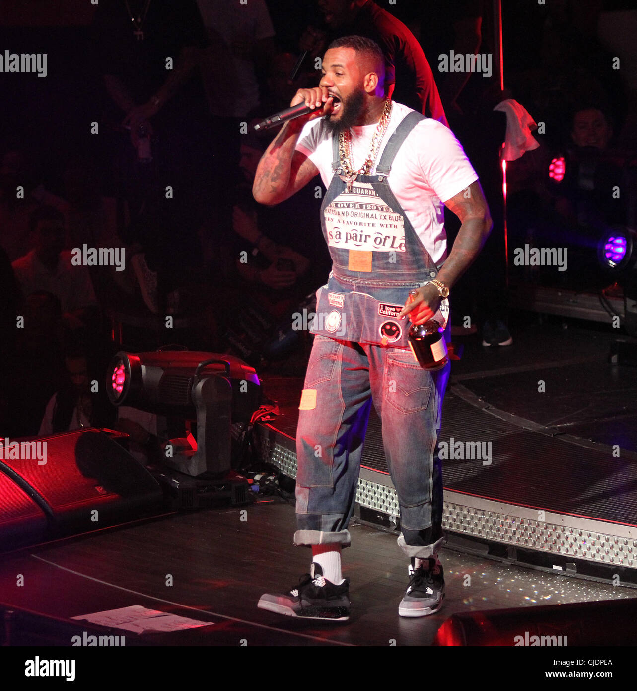 Las Vegas, Nevada, USA. 15th Aug, 2016. Rapper The Game makes his Drai ...