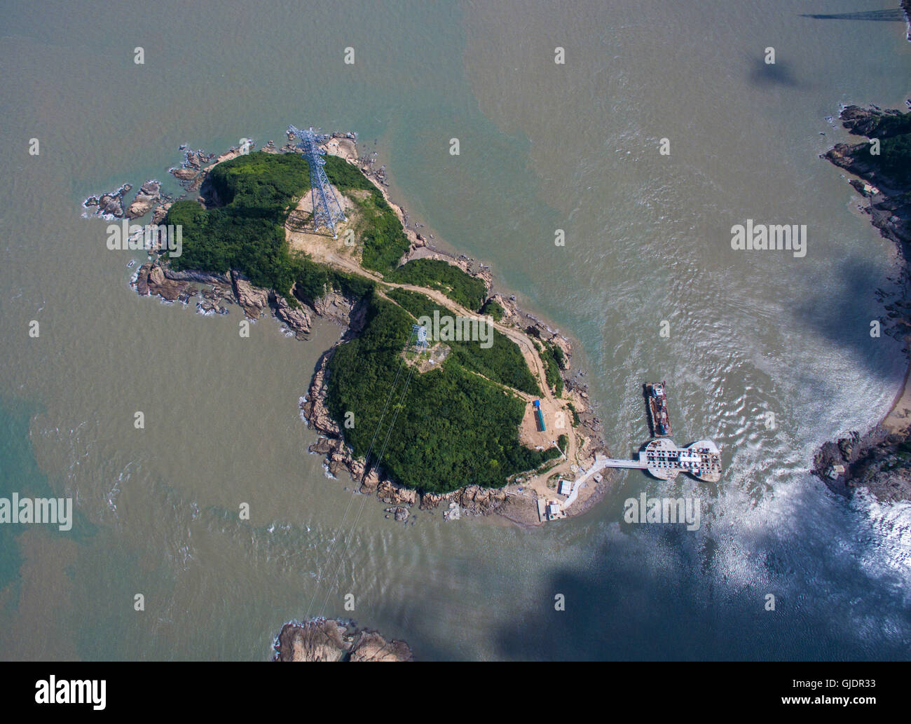 Zhoushan. 15th Aug, 2016. Photo taken on Aug. 15, 2016 shows the tidal ...