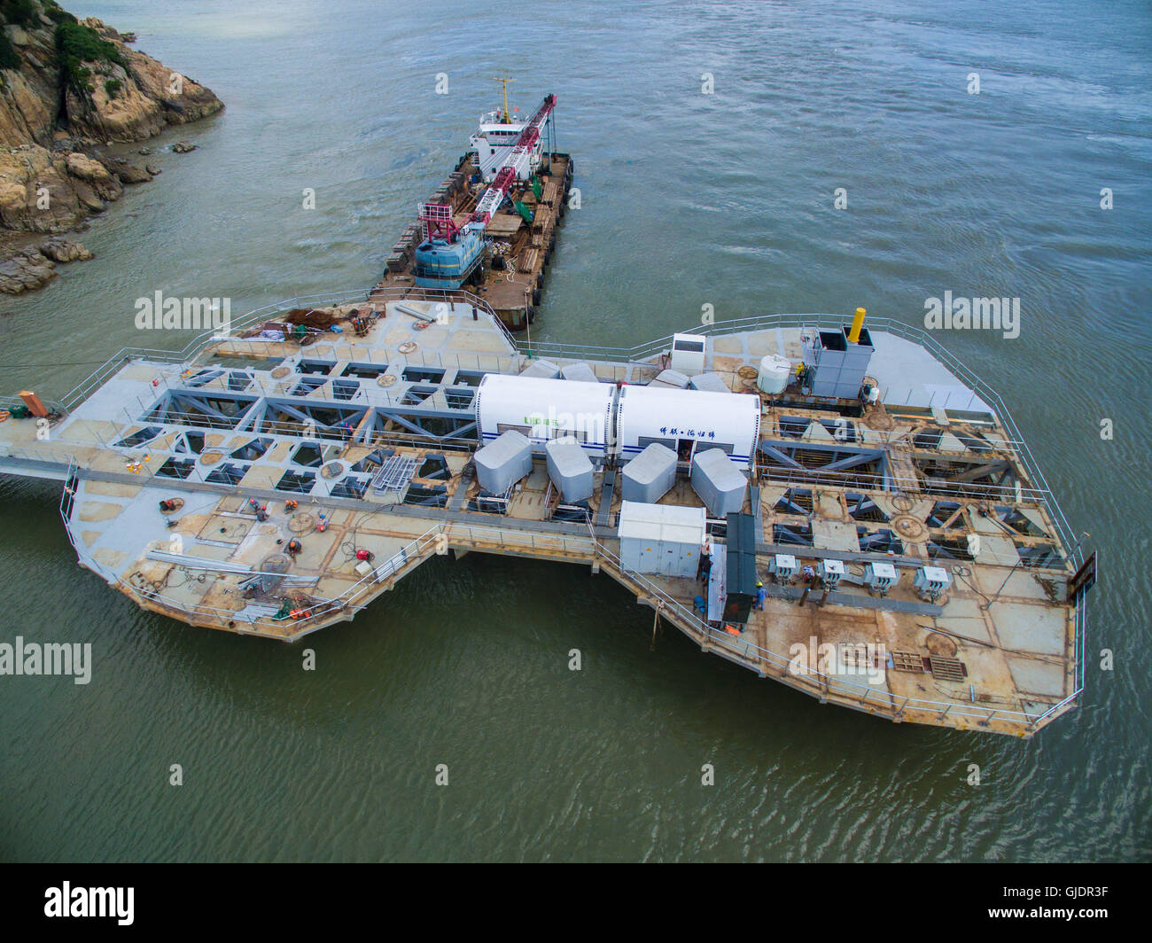 Tidal power generator hi-res stock photography and images - Alamy