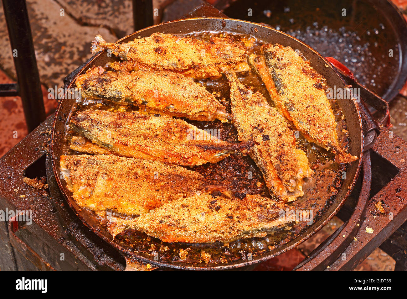 Fish fry competition hi-res stock photography and images - Alamy
