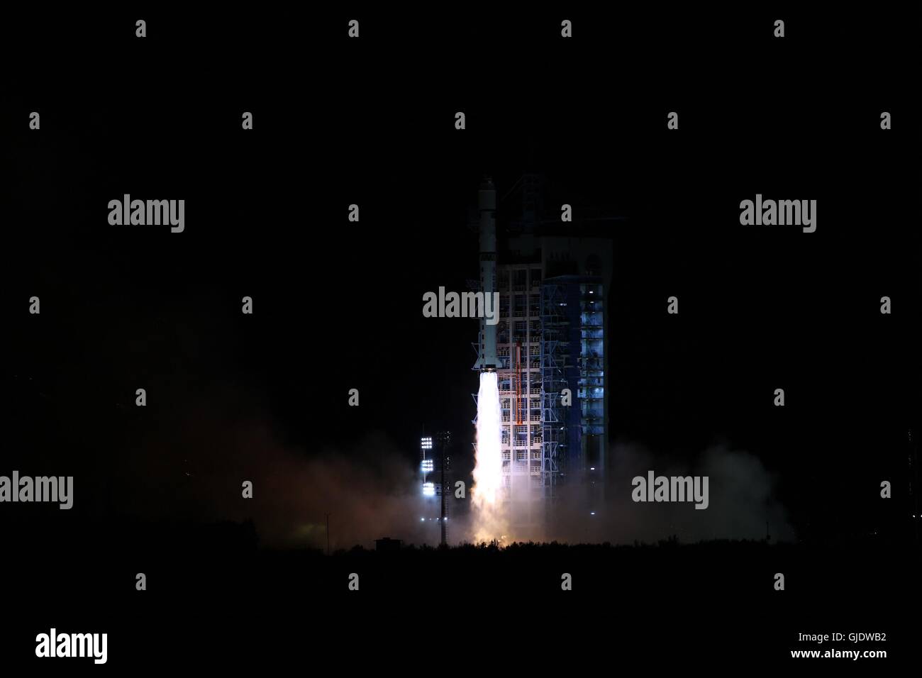 Jiuquan, China's Gansu Province. 16th Aug, 2016. China launches the ...