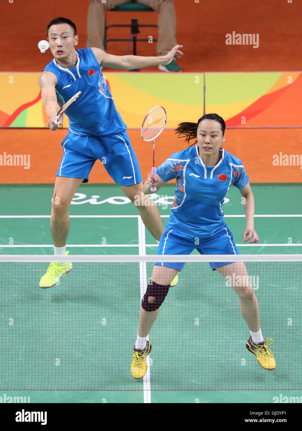 Rio De Janeiro, Brazil. 15th Aug, 2016. China's Zhang Nan (L) and Zhao ...
