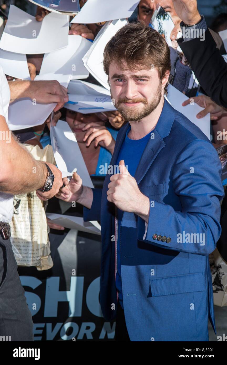 New York, NY, USA. 15th Aug, 2016. Daniel Radcliffe out and about for ...