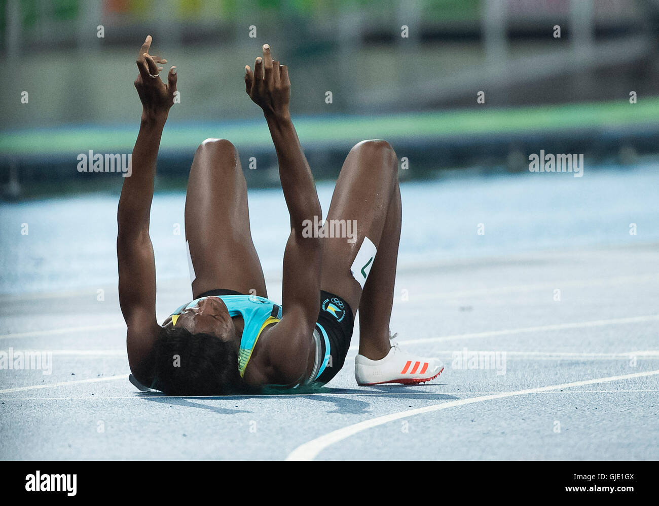 Womens 800m final olympic games hi-res stock photography and images - Alamy