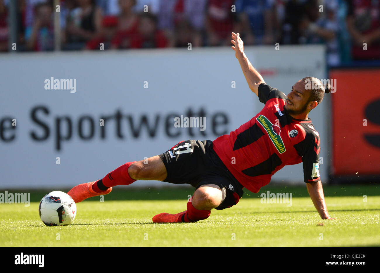 Freiburg, Germany. 14th Aug, 2016. Freiburg's Onur Bulut in action ...
