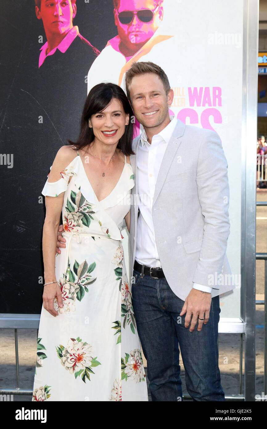 Los Angeles, CA, USA. 15th Aug, 2016. Perrey Reeves, Aaron Fox at ...