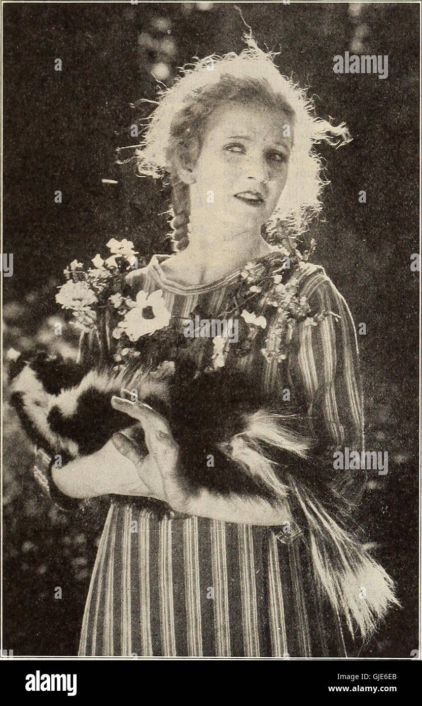 Motion pictures 1920s hi-res stock photography and images - Alamy