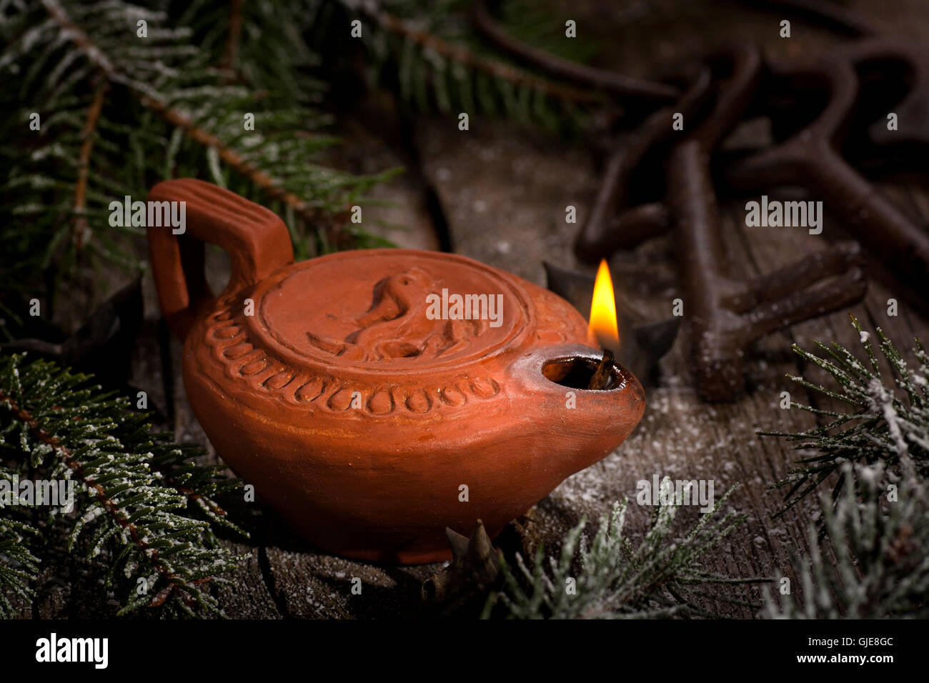 Roman oil lamp hi-res stock photography and images - Alamy