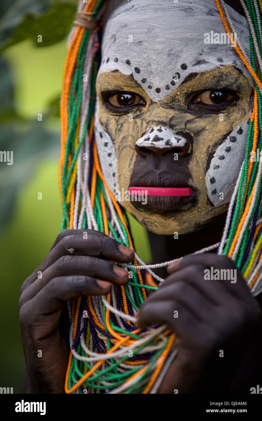 Surma boys hi-res stock photography and images - Alamy