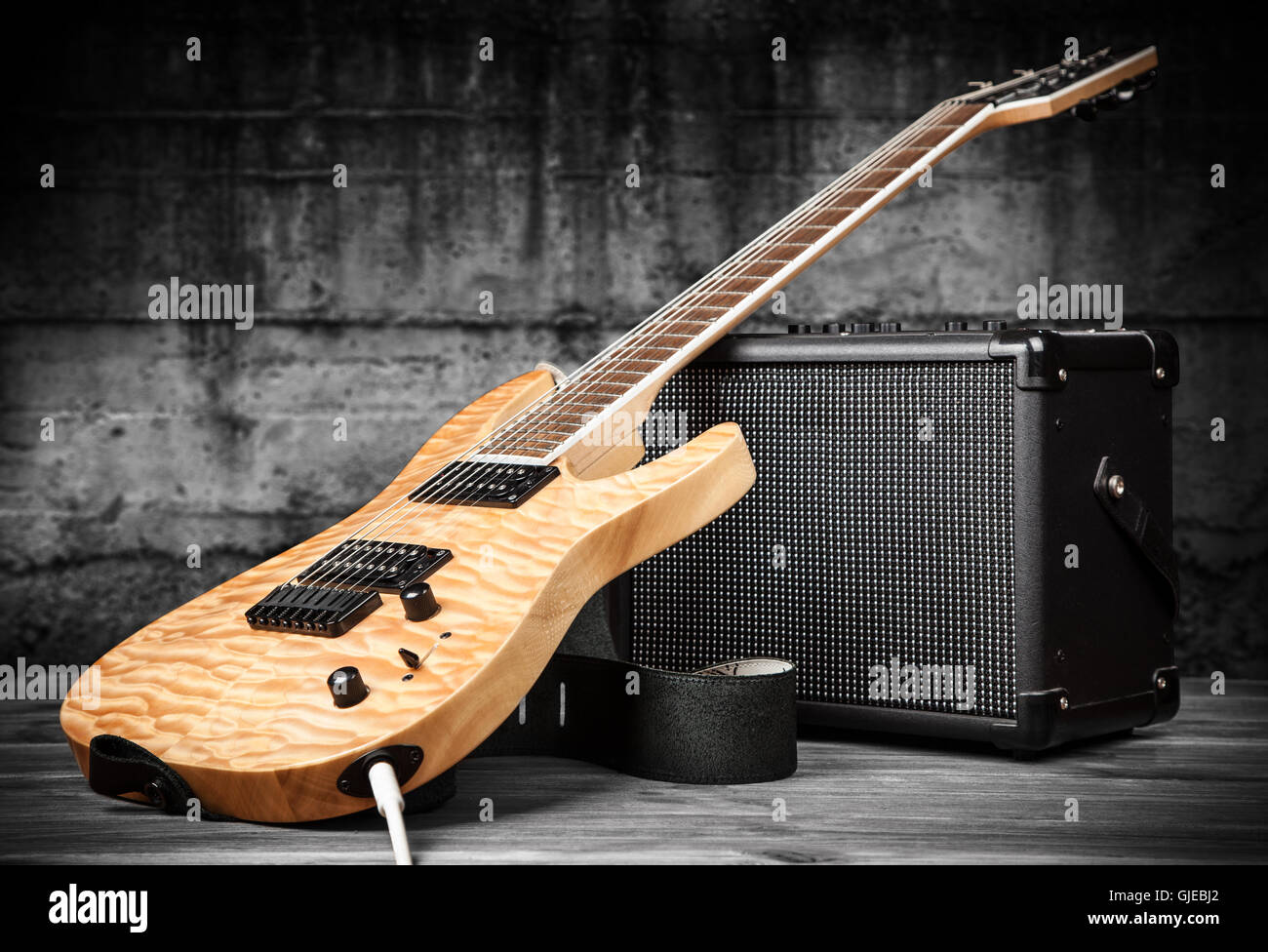 Amplifier texture hi-res stock photography and images - Alamy