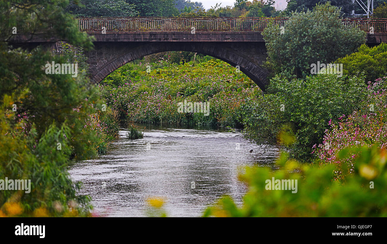 Bridge over the RiverAlmond Edinburgh Stock Photo - Alamy