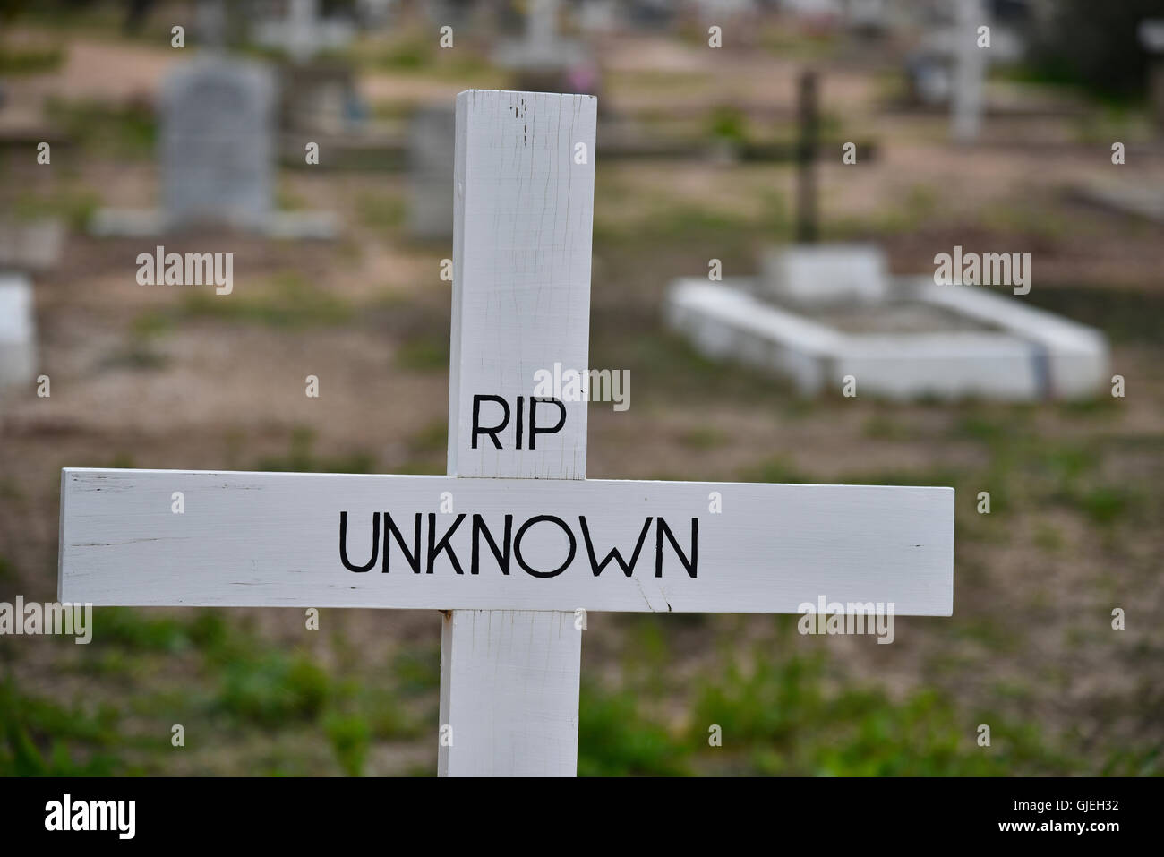 unknown grave in lightning ridge cemetary marking grave of dead miner ...