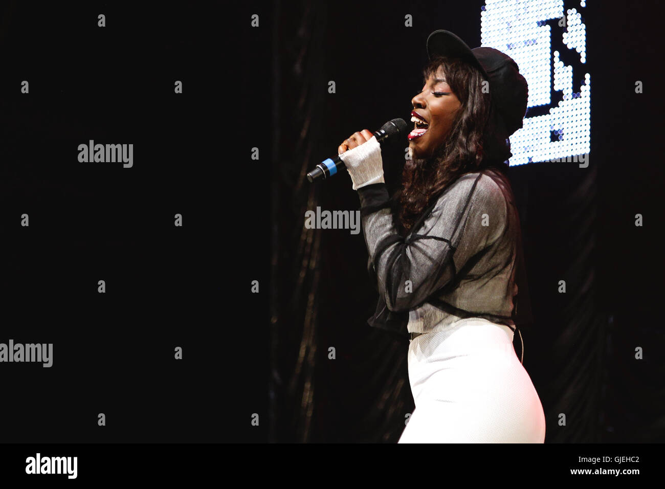 Clean bandit hi-res stock photography and images - Alamy