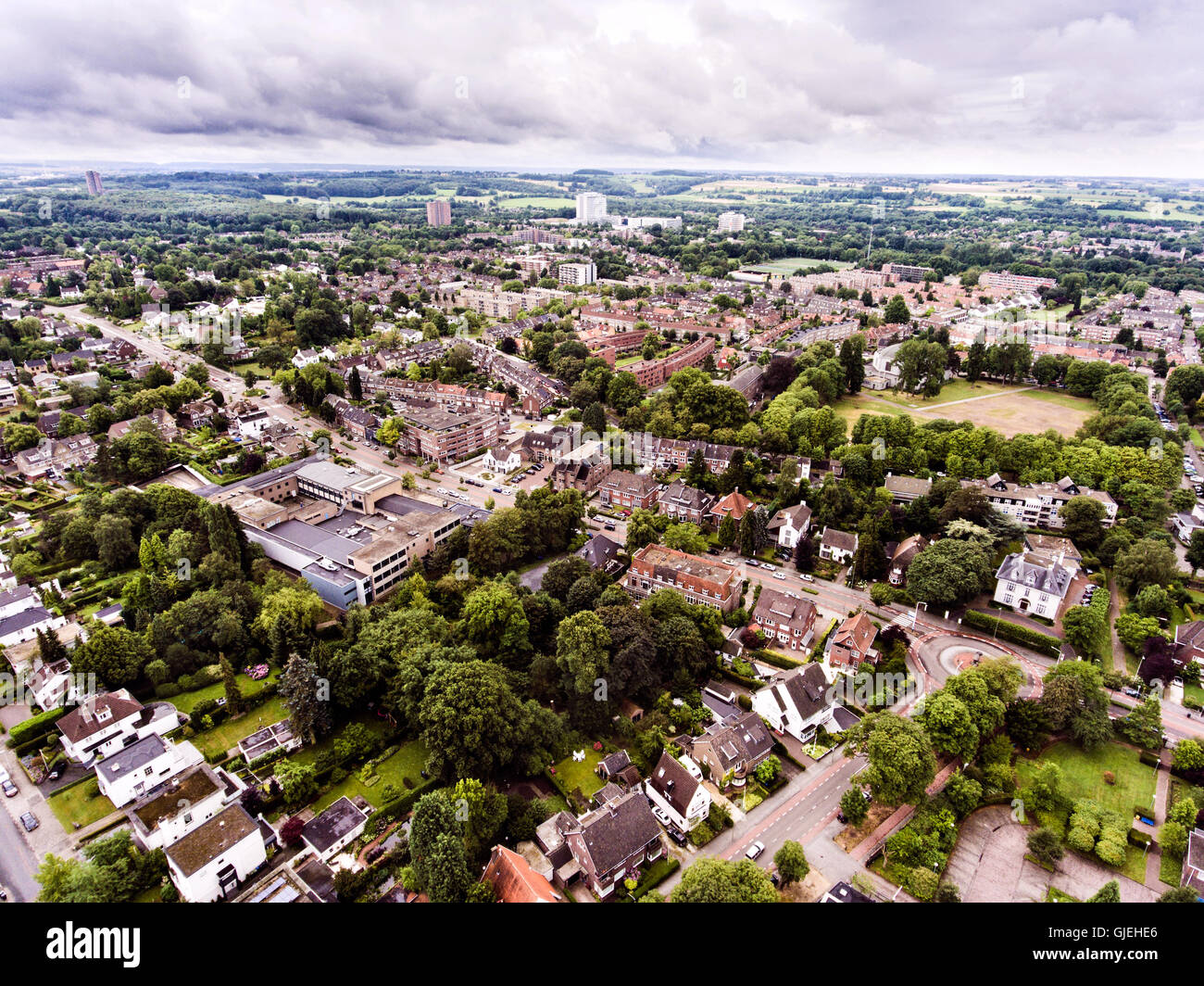 Holland park roundabout hi-res stock photography and images - Alamy