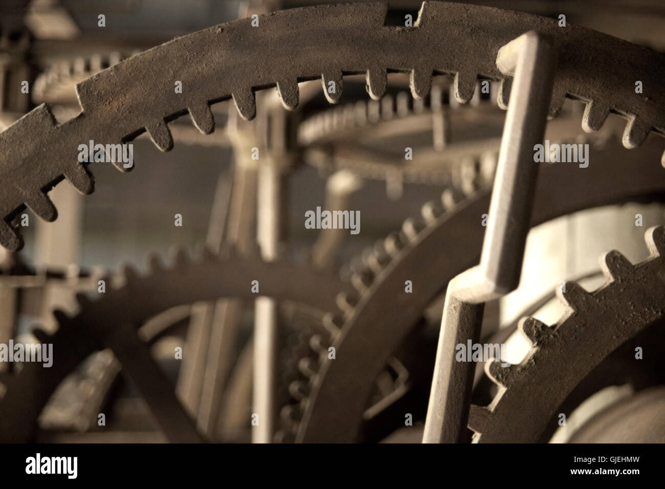 Close-up of vintage old metal clock mechanism Stock Photo - Alamy