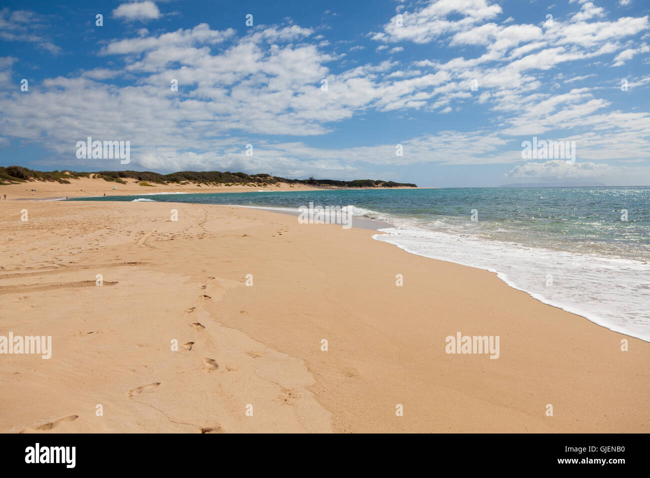 Wide sandy beaches hi-res stock photography and images - Alamy