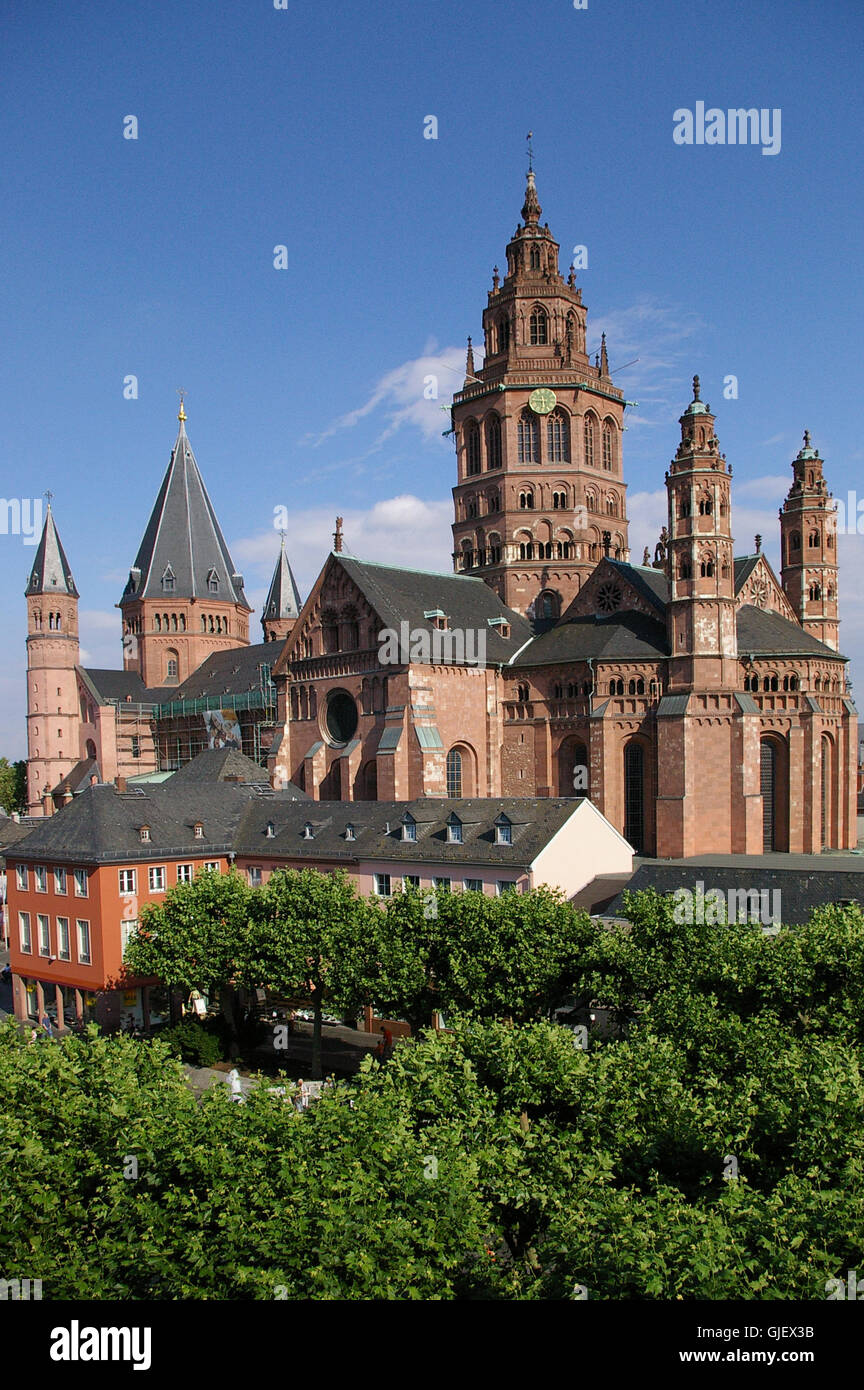 blue church tree Stock Photo - Alamy