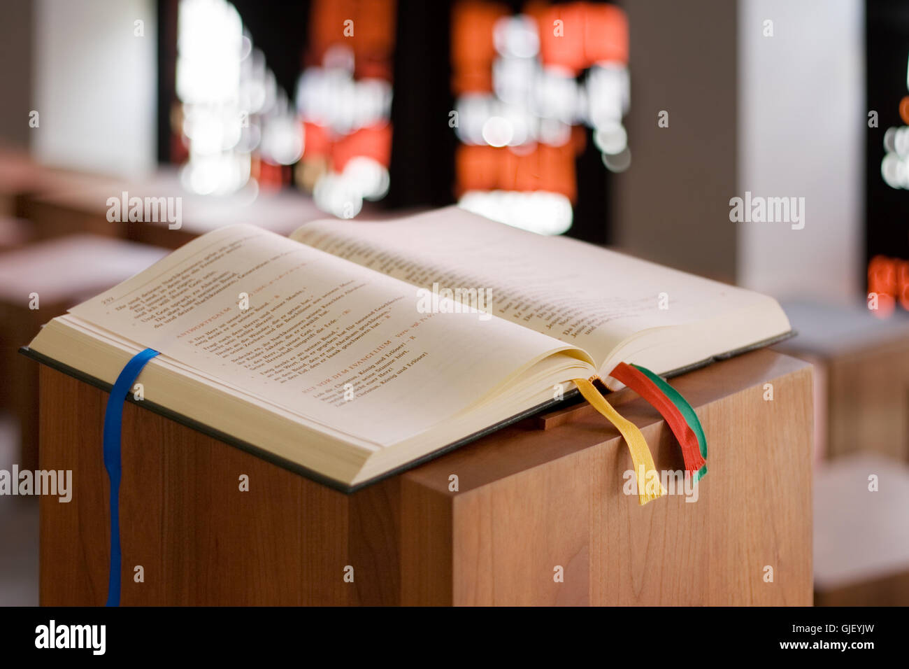 bible on a lectern Stock Photo - Alamy
