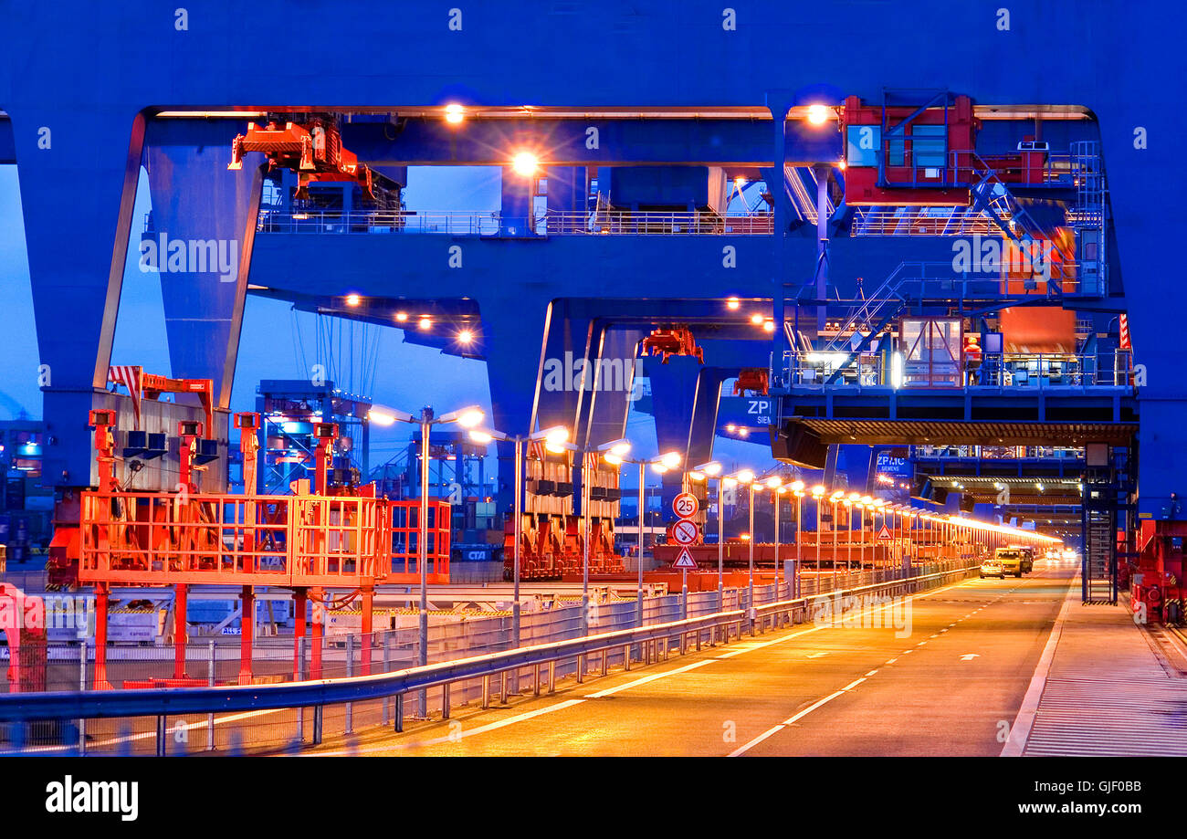 container terminal altenwerder 2 Stock Photo - Alamy