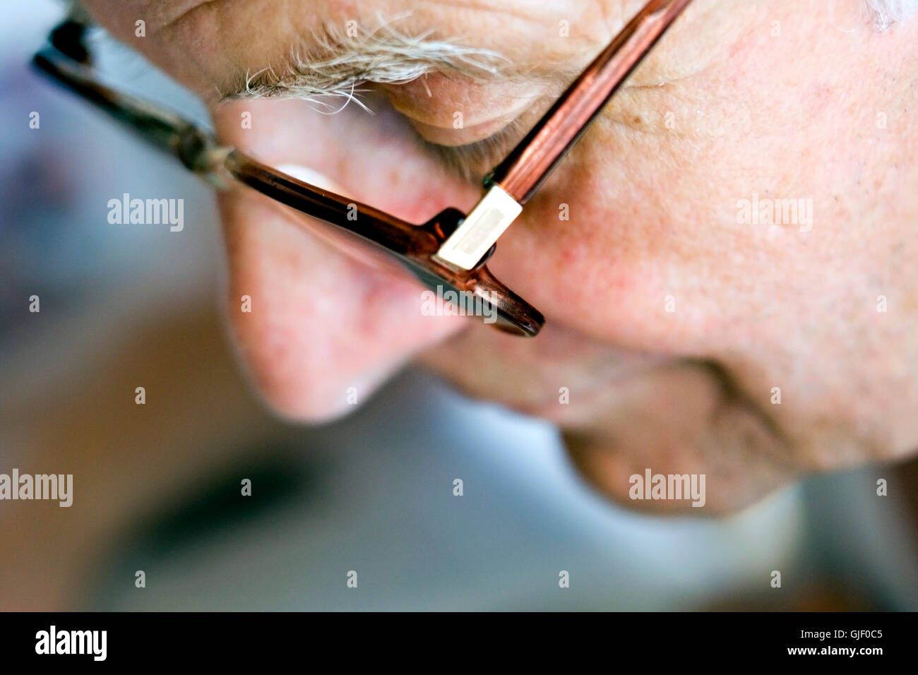 Being short sighted hi-res stock photography and images - Alamy