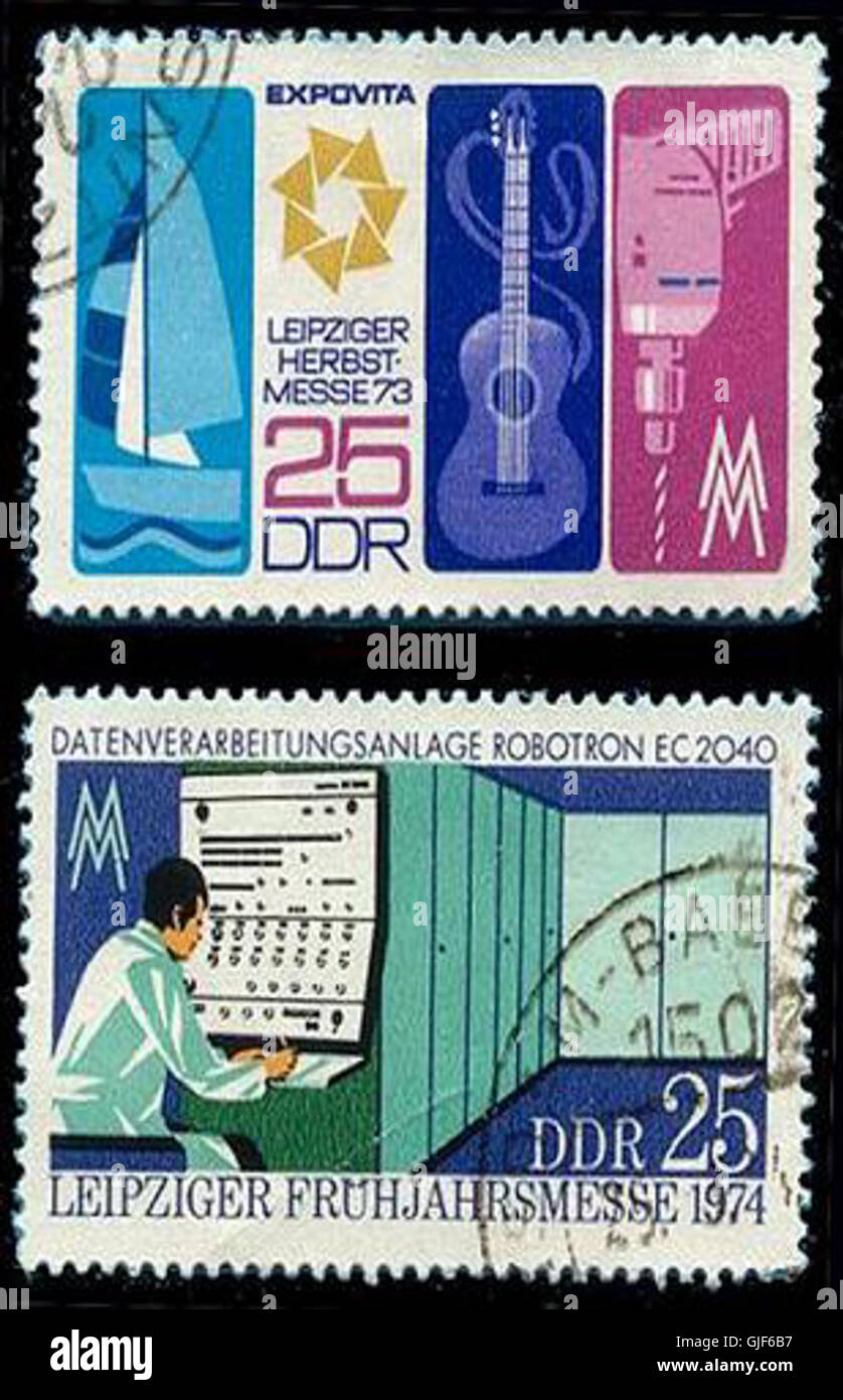 Briefmarke ddr hi-res stock photography and images - Alamy