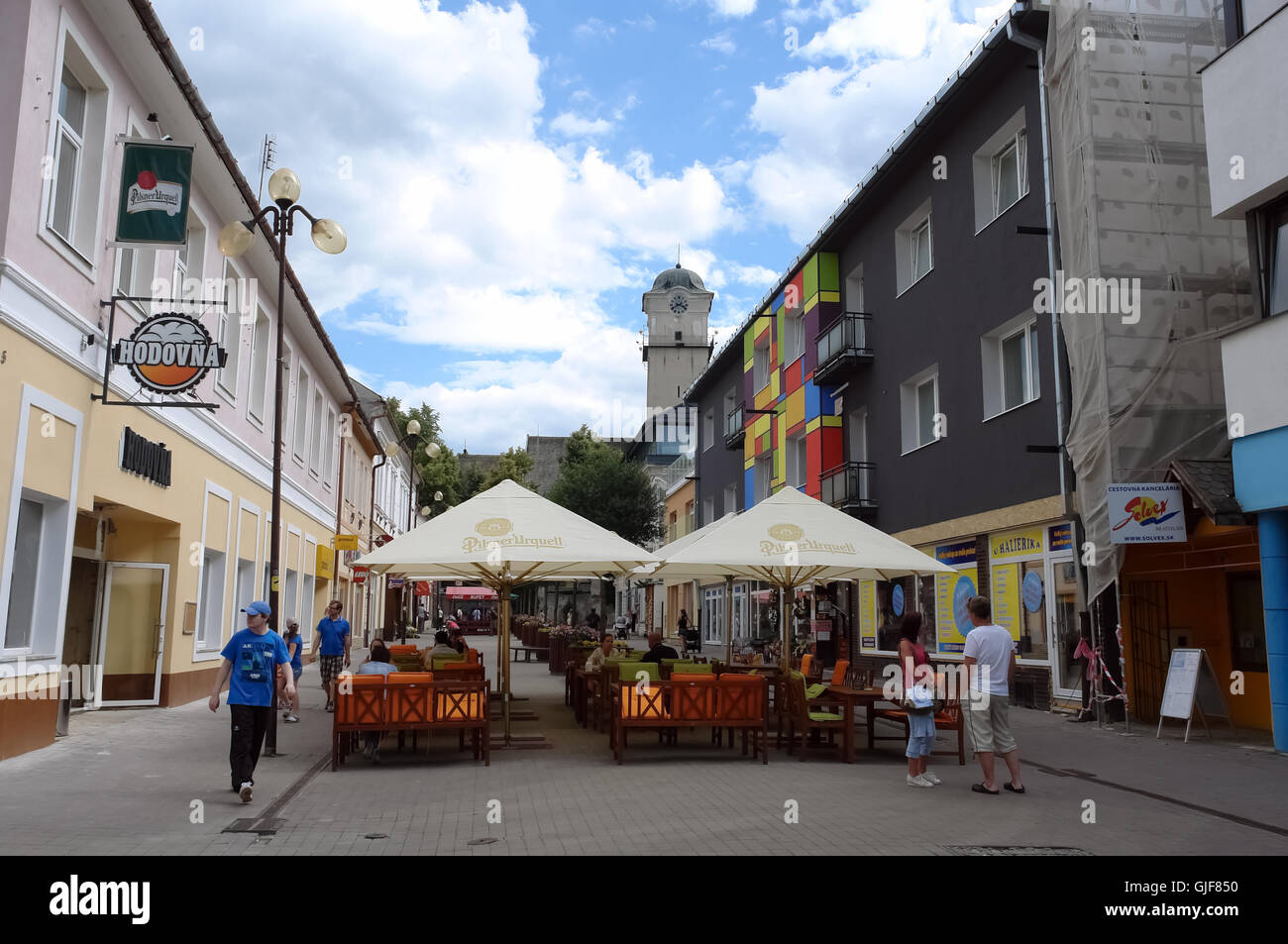 Umbrellas architecture hi-res stock photography and images - Alamy