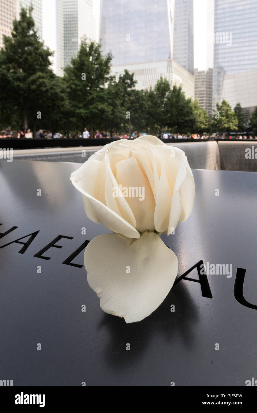 WTC Footprint Memorial Pools "Reflecting Absence" at the The National ...