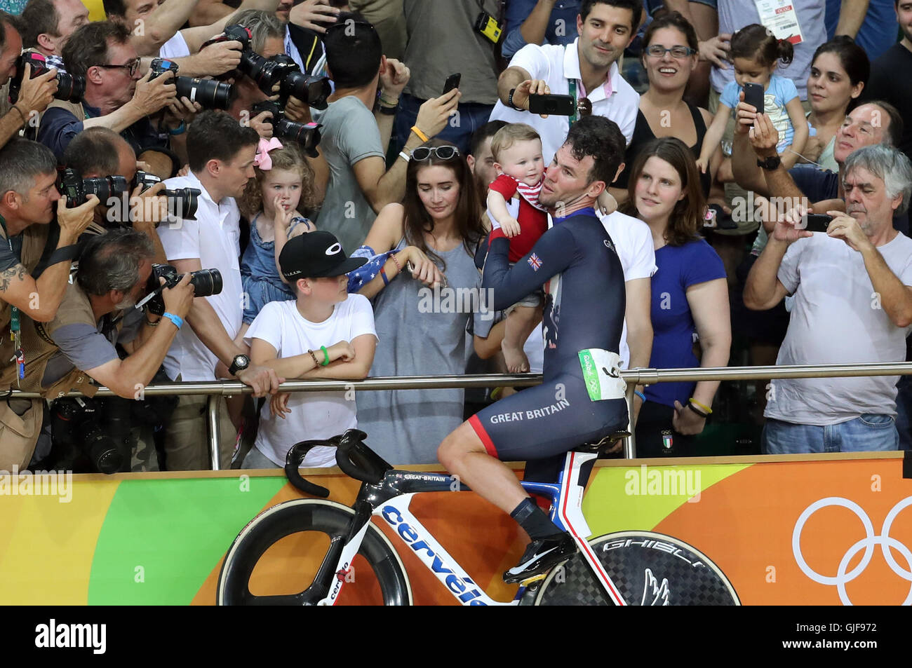 Great Britain's Mark Cavendish with his wife Peta and children ...