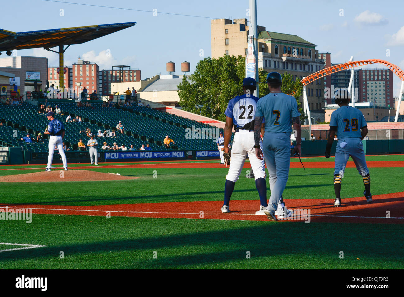 Brooklyn, United States. 14th Aug, 2016. #22 Darryl Knight (1B ...