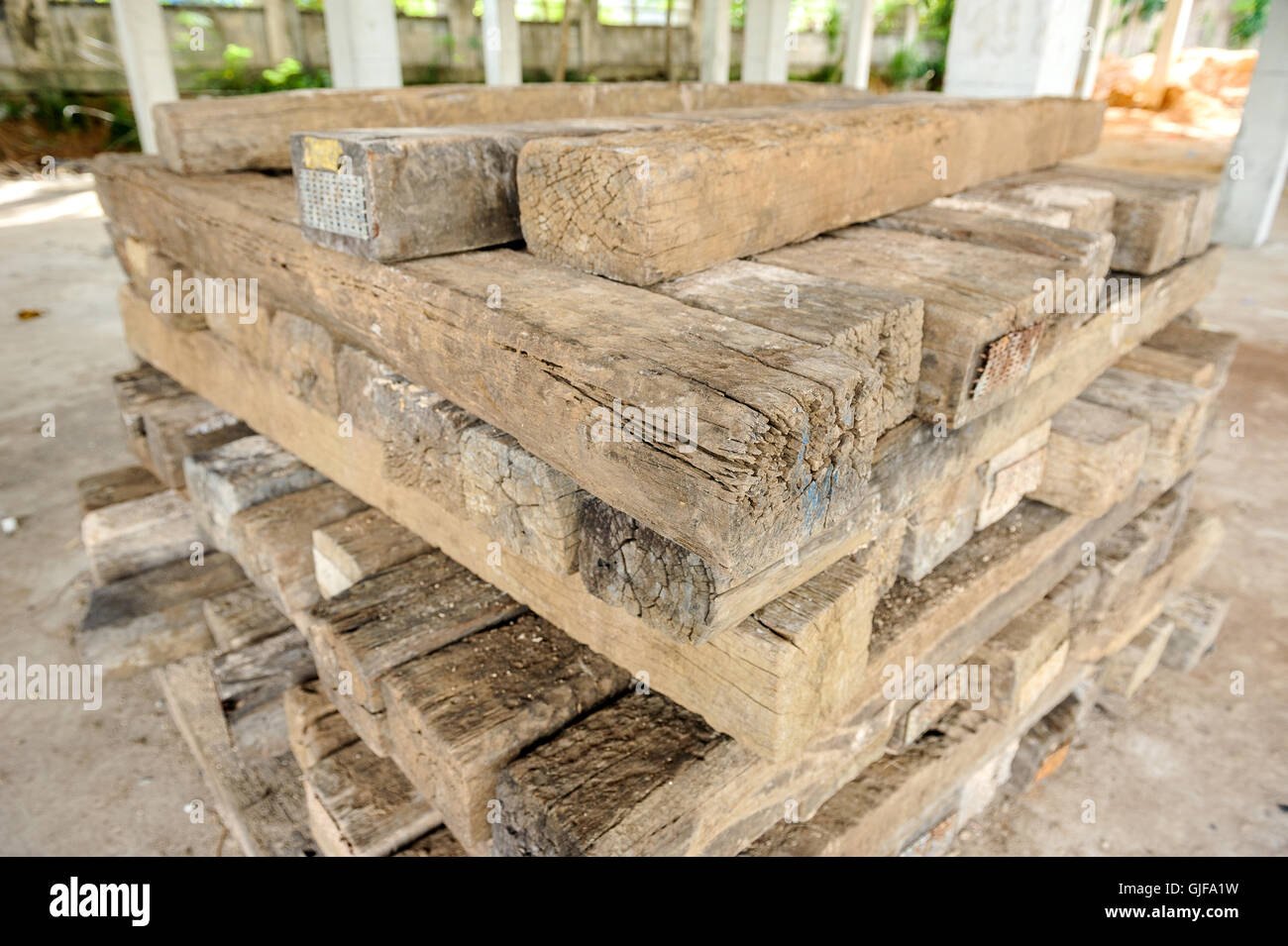 Old timber stack hi-res stock photography and images - Alamy