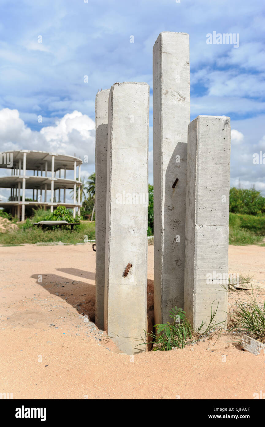 Concrete pile construction hi-res stock photography and images - Alamy