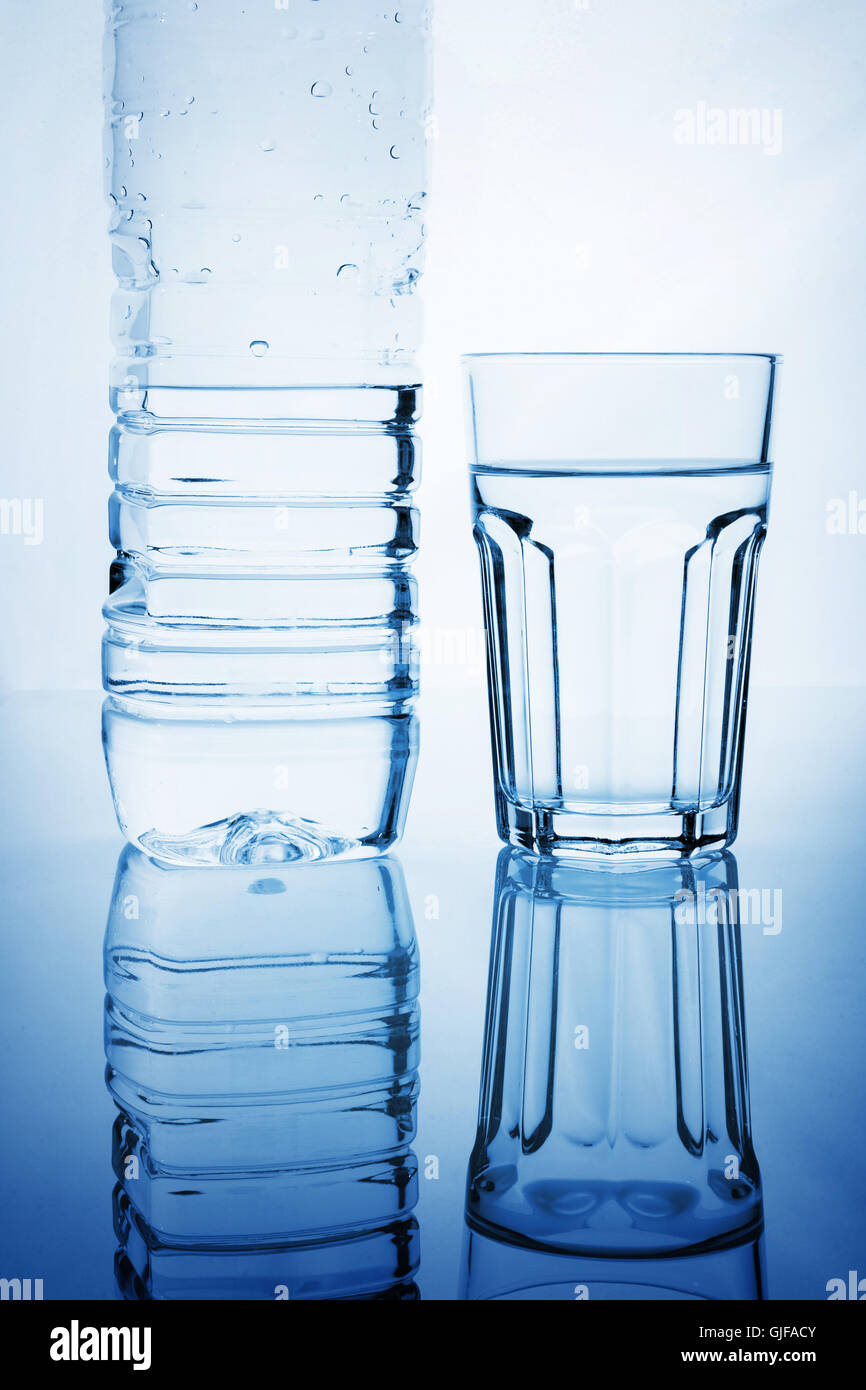 closeup of a refreshing glass of water Stock Photo - Alamy