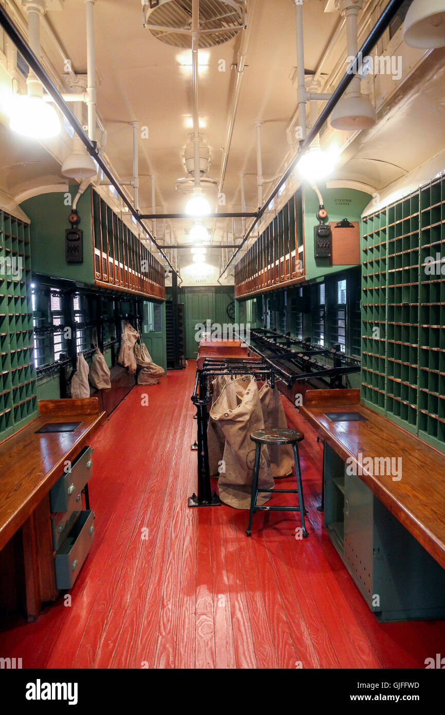 Inside the United States Mail Railway Post Office 1100 train car ...
