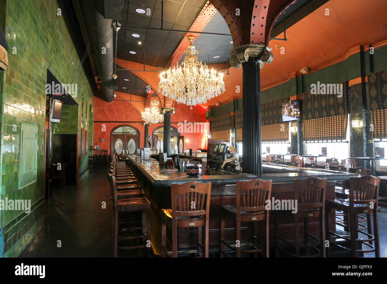 Trax Platform Lounge, Radisson Lackawanna Station Hotel, Scranton ...