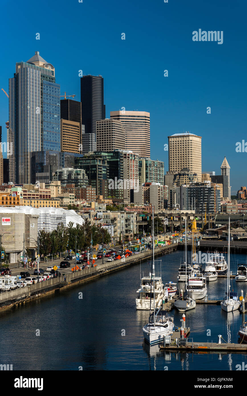 Waterfront and downtown skyline, Seattle, Washington, USA Stock Photo ...
