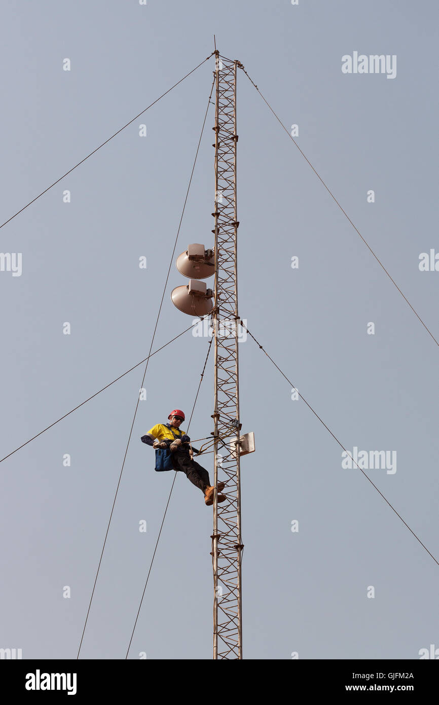 Working at height hi-res stock photography and images - Alamy