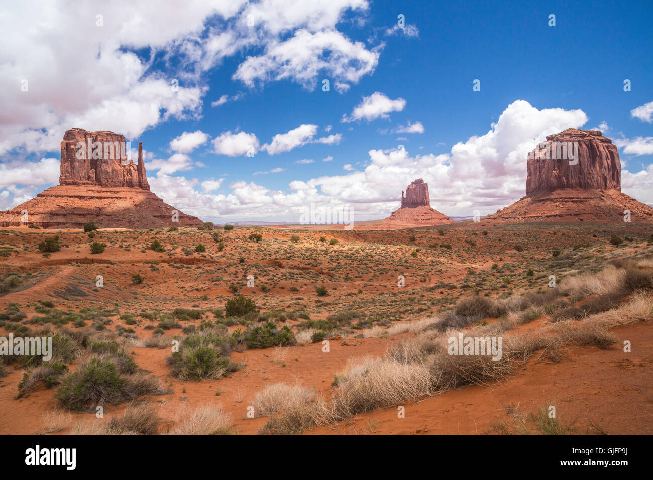 Monument Valley desert landscape and buttes Stock Photo - Alamy