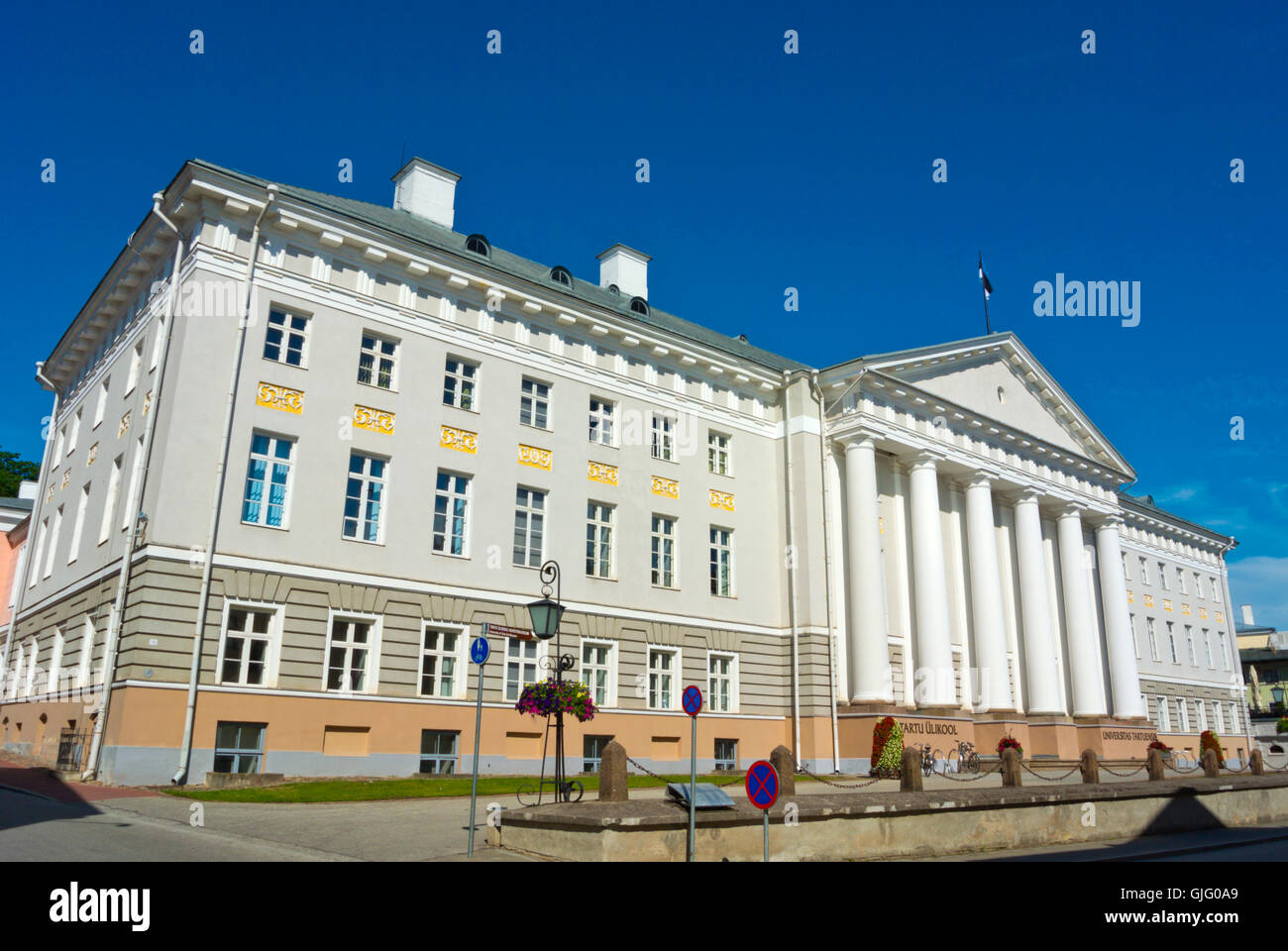Tartu university building hi-res stock photography and images - Alamy