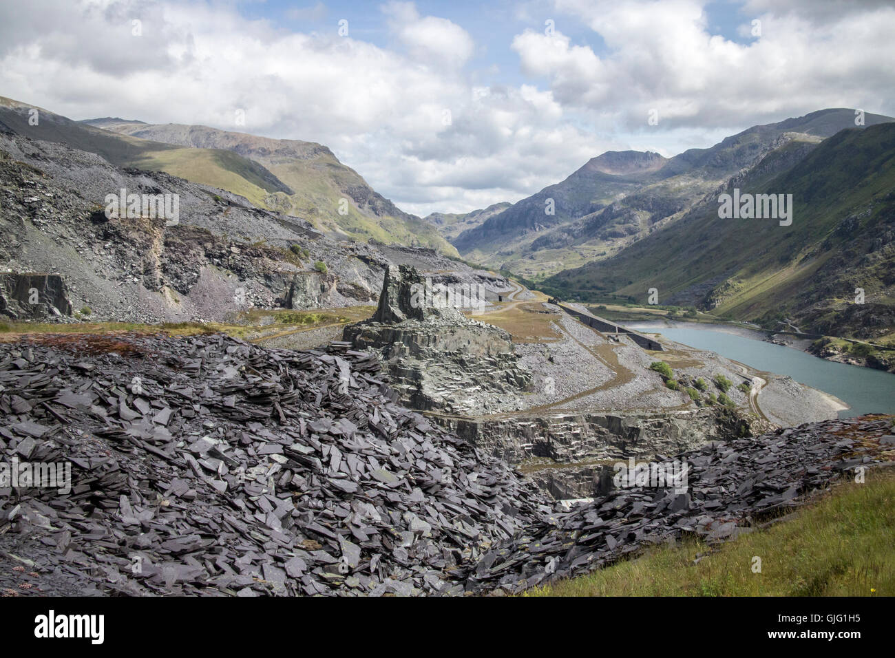 Abandoned dinorwig welsh slate quarry hi-res stock photography and ...