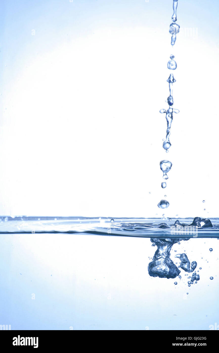 Dissolve salt water hi-res stock photography and images - Alamy