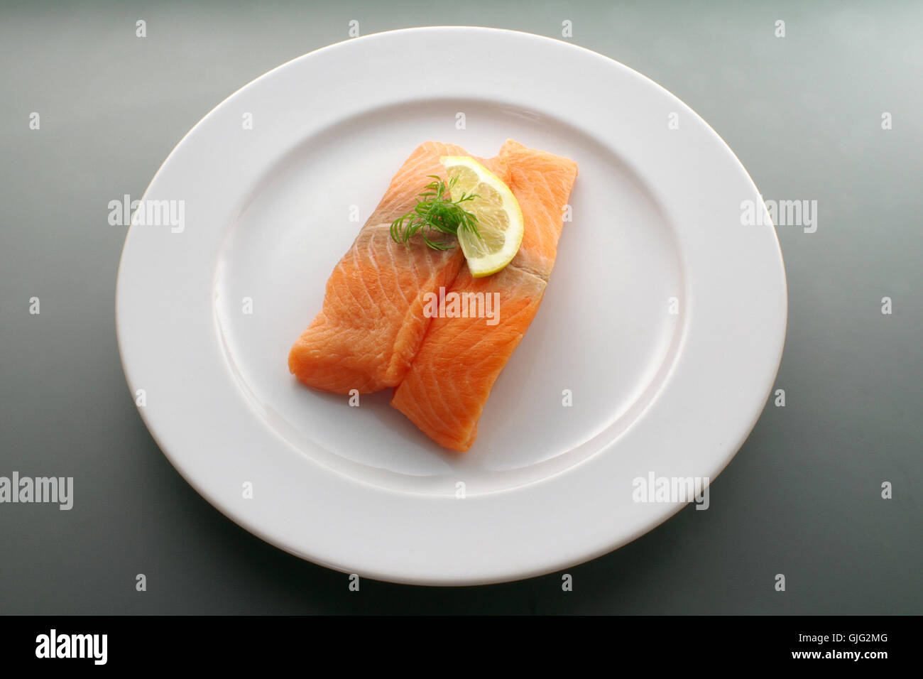 plate of fish Stock Photo - Alamy