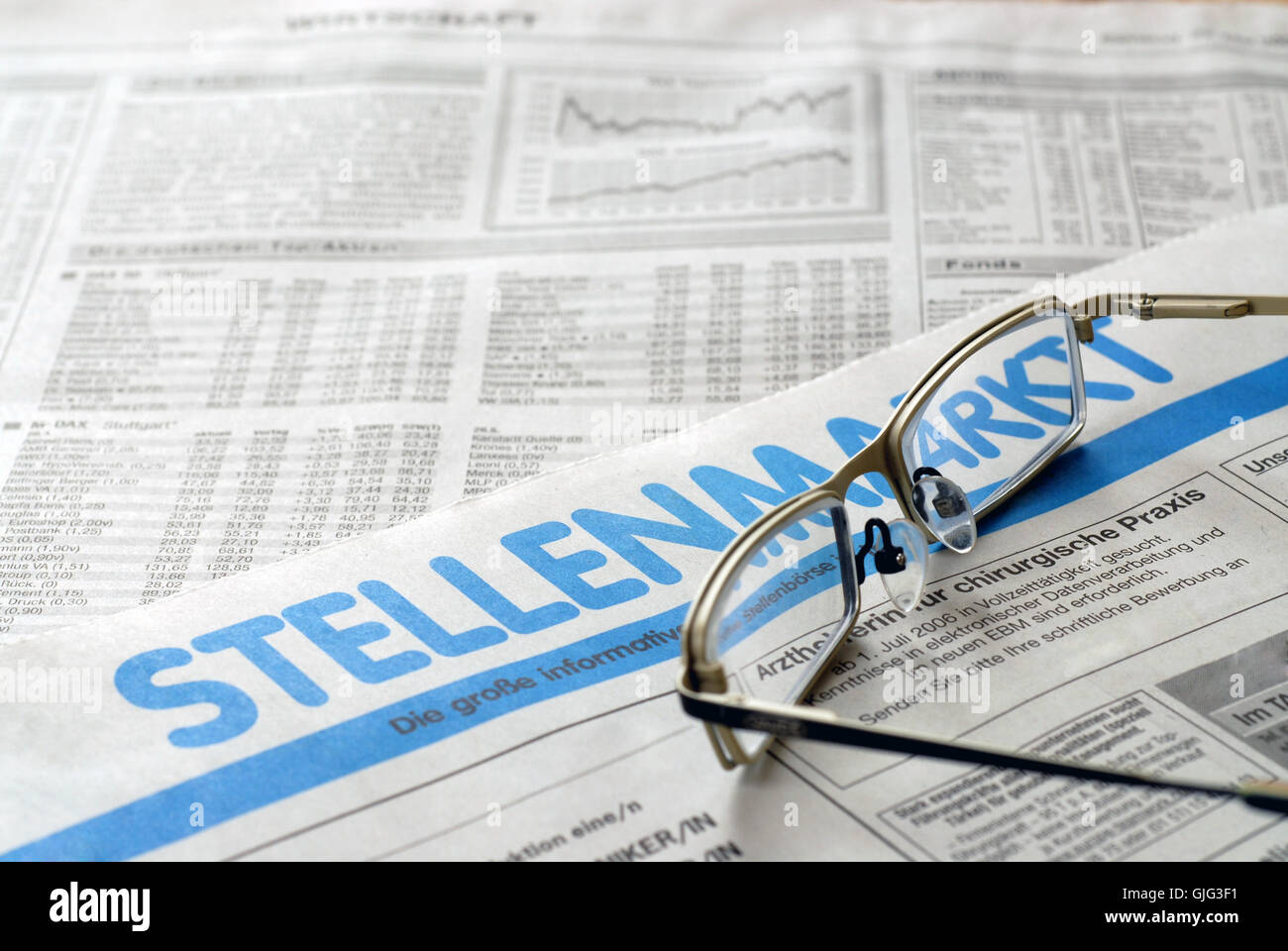 Current stock market hi-res stock photography and images - Alamy