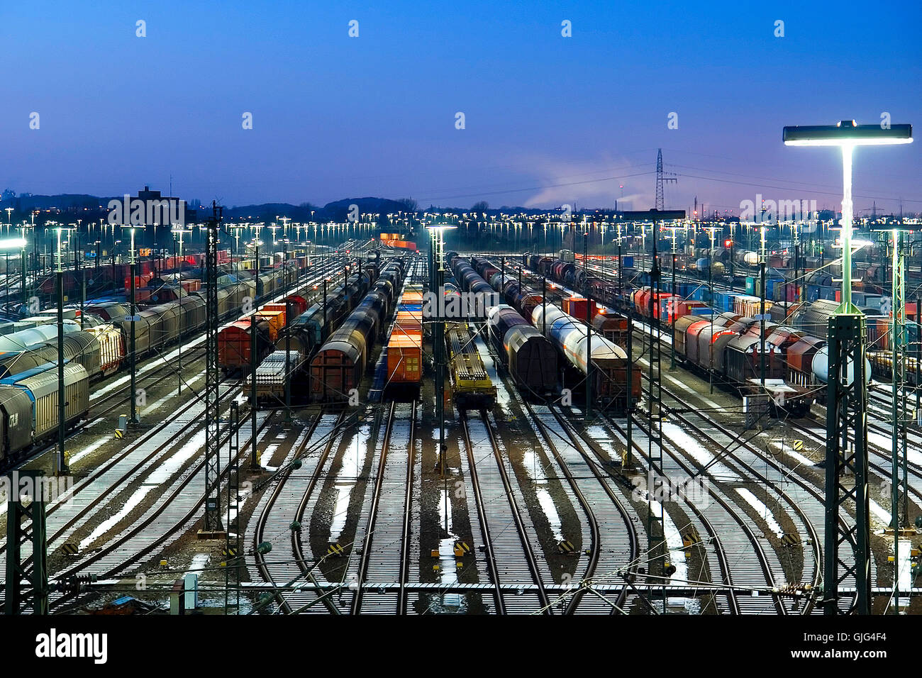 station railway locomotive Stock Photo - Alamy